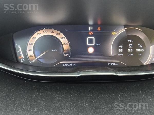 Black Peugeot 5008 2019 in Riga, with an engine capacity of 1.50 L and mileage of 239 thousand km for 11500 €, photo 7 on AUTOMOTO.COM.LV