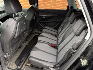 Black Peugeot 5008 2019 in Marijampole, with an engine capacity of 1.20 L and mileage of 187 thousand km for 9250 €, photo 9 on AUTOMOTO.COM.LV