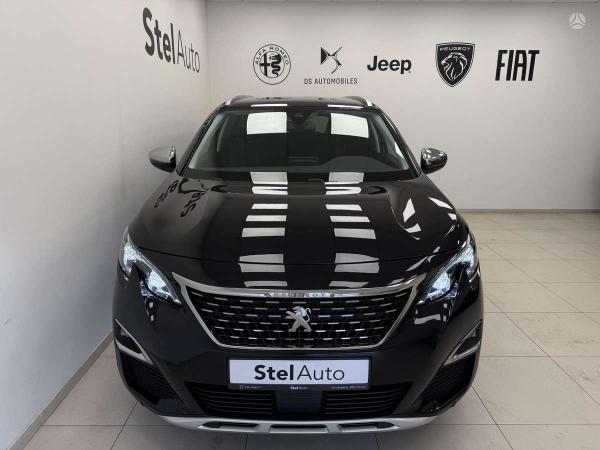 Black Peugeot 5008 2019 in Vilnius, with an engine capacity of 1.60 L and mileage of 109 thousand km for 16990 €, photo 3 on AUTOMOTO.COM.LV