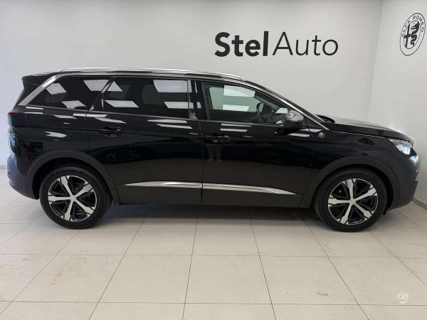 Black Peugeot 5008 2019 in Vilnius, with an engine capacity of 1.60 L and mileage of 109 thousand km for 16990 €, photo 6 on AUTOMOTO.COM.LV