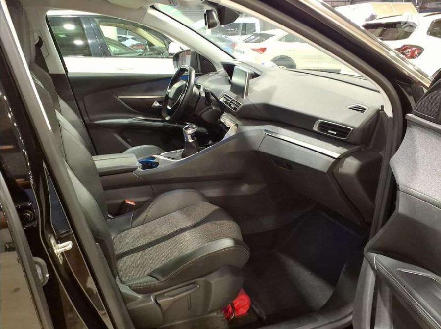 Melns Peugeot 5008 2019 Viļņa, ar dzinēja tilpumu 1.20 L un nobraukumu 140 tūkst. km par 10550 €, foto 8 vietnē AUTOMOTO.COM.LV