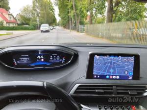 Melns Peugeot 5008 2019 Tallina, ar dzinēja tilpumu 1.50 L un nobraukumu 130 tūkst. km par 16500 €, foto 8 vietnē AUTOMOTO.COM.LV