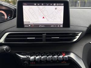Melns Peugeot 5008 2019 Kauņa, ar dzinēja tilpumu 2.00 L un nobraukumu 197 tūkst. km par 14800 €, foto 15 vietnē AUTOMOTO.COM.LV