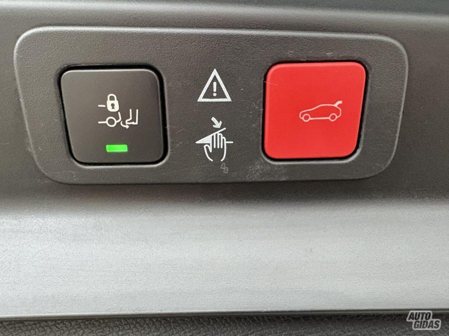 Melns Peugeot 5008 2019 Kauņa, ar dzinēja tilpumu 2.00 L un nobraukumu 197 tūkst. km par 14800 €, foto 22 vietnē AUTOMOTO.COM.LV