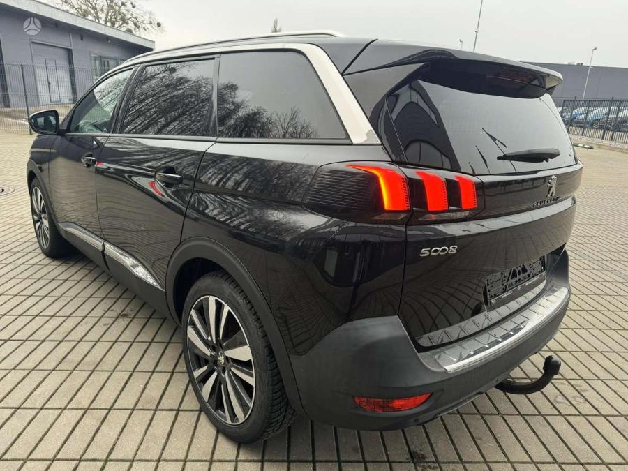 Melns Peugeot 5008 2020 Kauņa, ar dzinēja tilpumu 1.20 L un nobraukumu 192 tūkst. km par 11900 €, foto 5 vietnē AUTOMOTO.COM.LV
