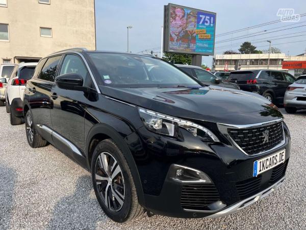 Melns Peugeot 5008 2020 Kauņa, ar dzinēja tilpumu 1.20 L un nobraukumu 67 tūkst. km par 25480 €, foto 1 vietnē AUTOMOTO.COM.LV