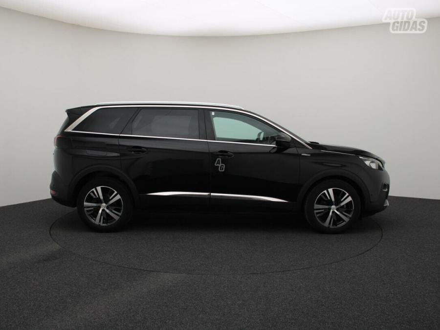 Black Peugeot 5008 2020 in Vilnius, with an engine capacity of 1.50 L and mileage of 129 thousand km for 18999 €, photo 9 on AUTOMOTO.COM.LV