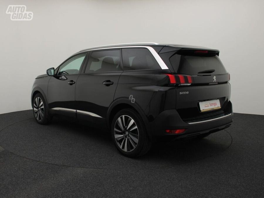 Black Peugeot 5008 2020 in Vilnius, with an engine capacity of 1.20 L and mileage of 120 thousand km for 15399 €, photo 7 on AUTOMOTO.COM.LV