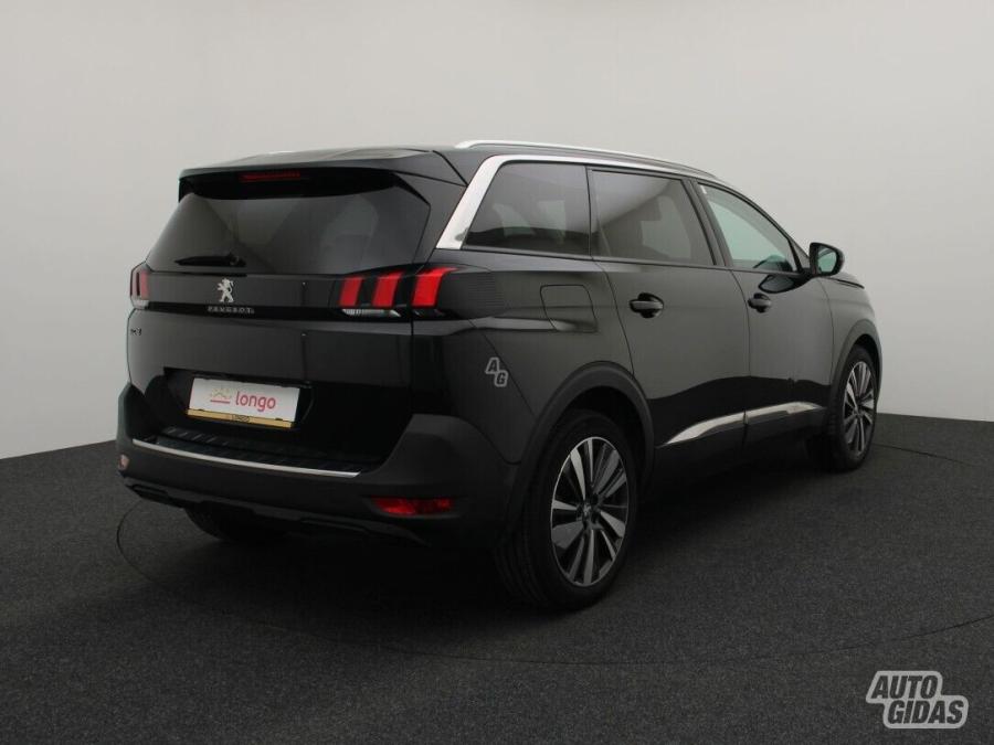 Black Peugeot 5008 2020 in Vilnius, with an engine capacity of 1.20 L and mileage of 120 thousand km for 15399 €, photo 8 on AUTOMOTO.COM.LV