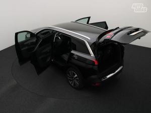 Black Peugeot 5008 2020 in Vilnius, with an engine capacity of 1.20 L and mileage of 120 thousand km for 15399 €, photo 13 on AUTOMOTO.COM.LV