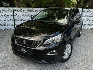 Black Peugeot 5008 2020 in Vilnius, with an engine capacity of 1.20 L and mileage of 240 thousand km for 10300 €, photo 3 on AUTOMOTO.COM.LV