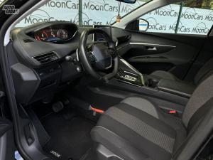 Black Peugeot 5008 2020 in Vilnius, with an engine capacity of 1.20 L and mileage of 240 thousand km for 10300 €, photo 10 on AUTOMOTO.COM.LV