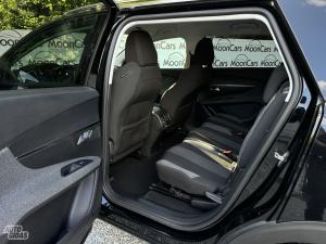 Black Peugeot 5008 2020 in Vilnius, with an engine capacity of 1.20 L and mileage of 240 thousand km for 10300 €, photo 14 on AUTOMOTO.COM.LV