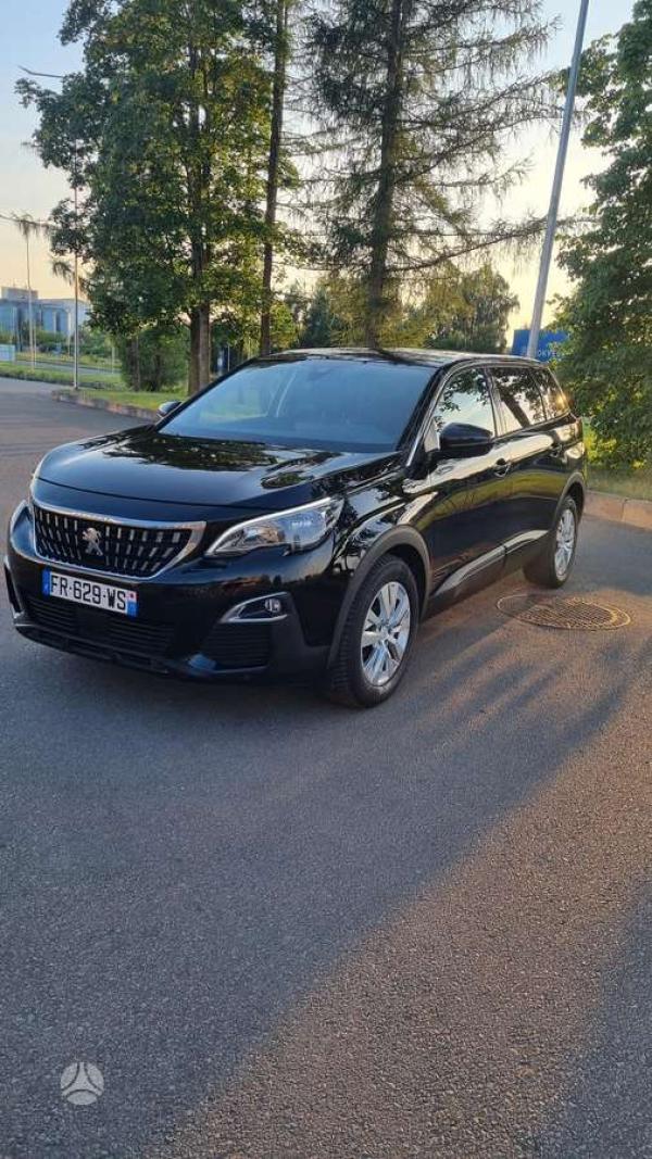 Melns Peugeot 5008 2020 Panevēža, ar dzinēja tilpumu 1.50 L un nobraukumu 252 tūkst. km par 10950 €, foto  vietnē AUTOMOTO.COM.LV