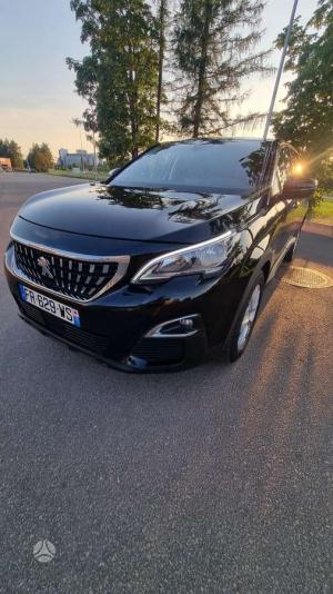 Melns Peugeot 5008 2020 Panevēža, ar dzinēja tilpumu 1.50 L un nobraukumu 252 tūkst. km par 10950 €, foto 13 vietnē AUTOMOTO.COM.LV