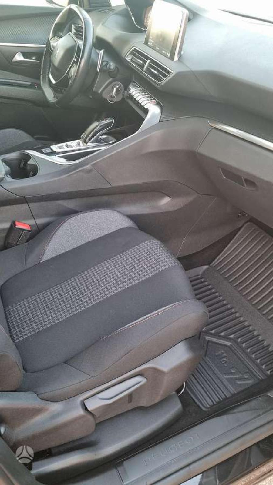Melns Peugeot 5008 2020 Panevēža, ar dzinēja tilpumu 1.50 L un nobraukumu 252 tūkst. km par 10950 €, foto 21 vietnē AUTOMOTO.COM.LV