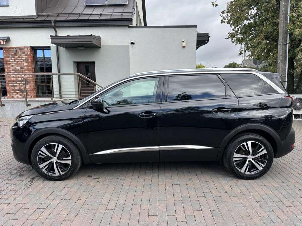 Black Peugeot 5008 2020 in Marijampole, with an engine capacity of 1.20 L and mileage of 177 thousand km for 10870 €, photo 5 on AUTOMOTO.COM.LV