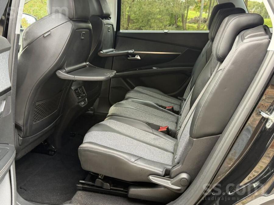 Melns Peugeot 5008 2020 Rēzekne, ar dzinēja tilpumu 1.20 L un nobraukumu 139 tūkst. km par 10990 €, foto 11 vietnē AUTOMOTO.COM.LV