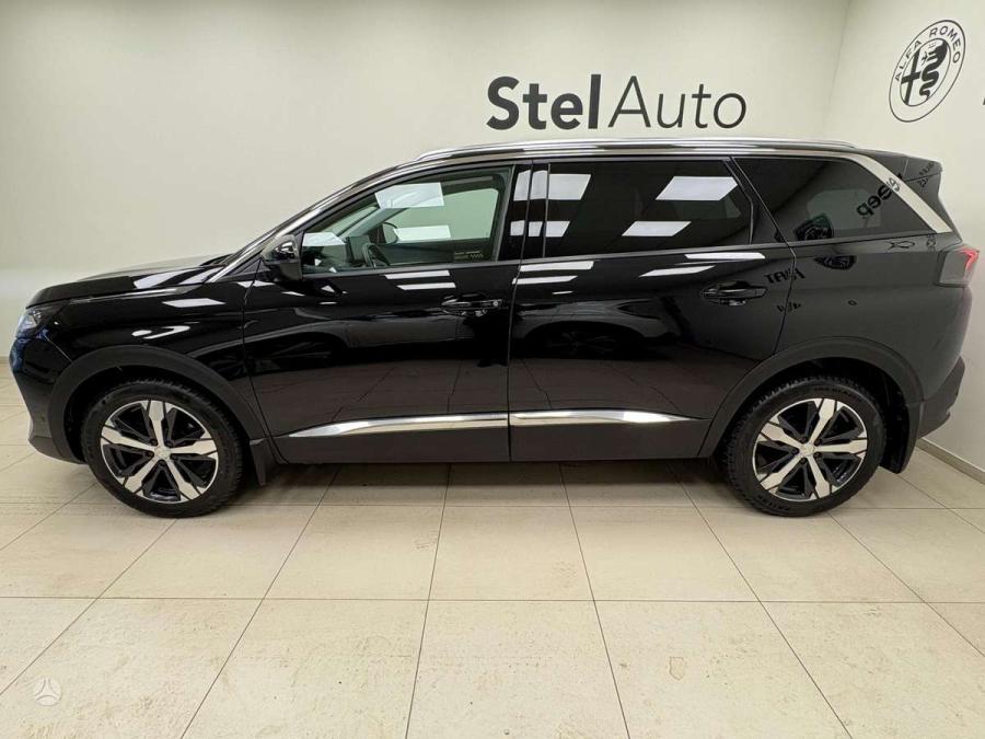 Melns Peugeot 5008 2021 Viļņa, ar dzinēja tilpumu 1.20 L un nobraukumu 68 tūkst. km par 19000 €, foto 3 vietnē AUTOMOTO.COM.LV