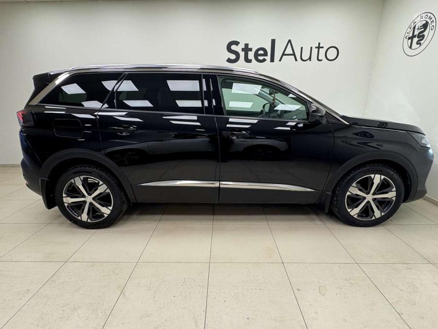 Melns Peugeot 5008 2021 Viļņa, ar dzinēja tilpumu 1.20 L un nobraukumu 68 tūkst. km par 19000 €, foto 7 vietnē AUTOMOTO.COM.LV