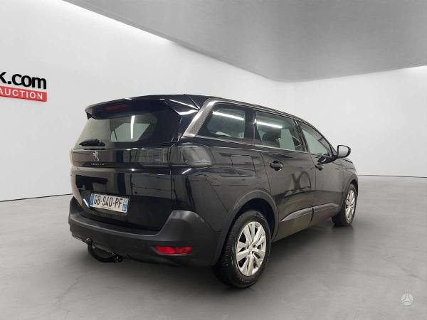 Black Peugeot 5008 2021 in Marijampole, with an engine capacity of 1.20 L and mileage of 141 thousand km for 15125 €, photo 4 on AUTOMOTO.COM.LV