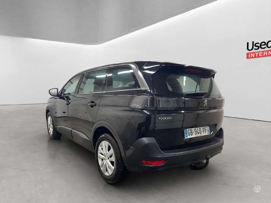 Black Peugeot 5008 2021 in Marijampole, with an engine capacity of 1.20 L and mileage of 141 thousand km for 15125 €, photo 6 on AUTOMOTO.COM.LV