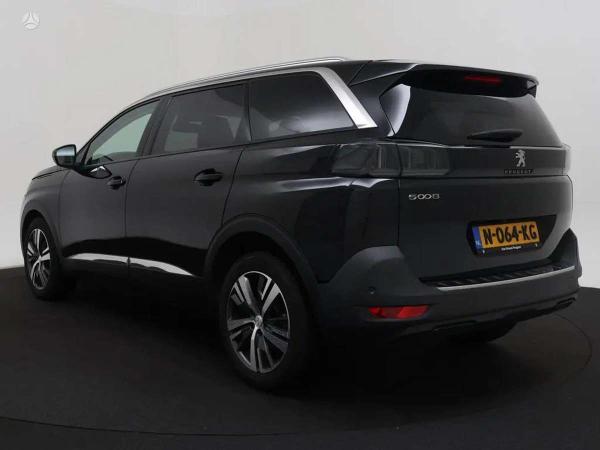 Black Peugeot 5008 2021 in Vilnius, with an engine capacity of 1.20 L and mileage of 162 thousand km for 17200 €, photo 3 on AUTOMOTO.COM.LV