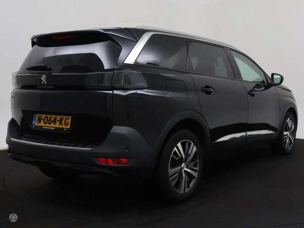 Black Peugeot 5008 2021 in Vilnius, with an engine capacity of 1.20 L and mileage of 162 thousand km for 17200 €, photo 4 on AUTOMOTO.COM.LV
