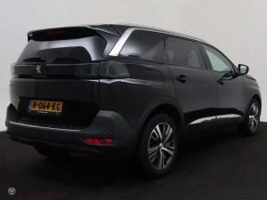Black Peugeot 5008 2021 in Vilnius, with an engine capacity of 1.20 L and mileage of 162 thousand km for 17200 €, photo 4 on AUTOMOTO.COM.LV