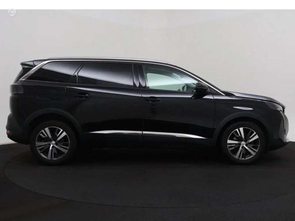 Black Peugeot 5008 2021 in Vilnius, with an engine capacity of 1.20 L and mileage of 162 thousand km for 17200 €, photo 5 on AUTOMOTO.COM.LV