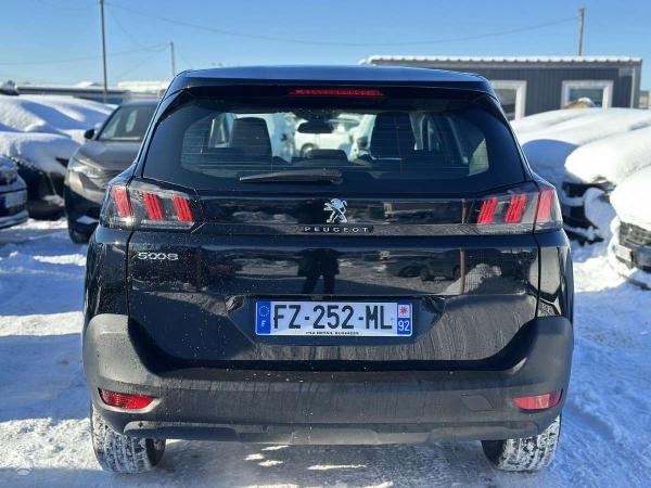 Melns Peugeot 5008 2021 Viļņa, ar dzinēja tilpumu 1.20 L un nobraukumu 131 tūkst. km par 14277 €, foto 4 vietnē AUTOMOTO.COM.LV