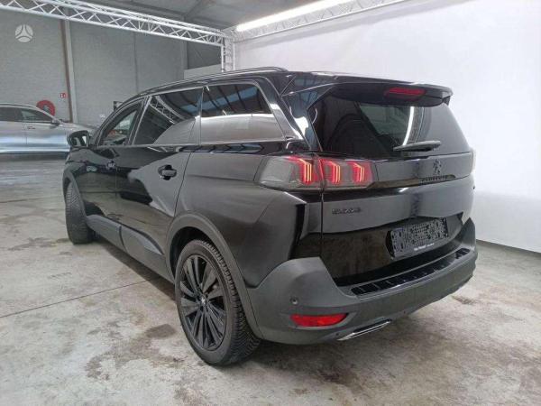 Black Peugeot 5008 2021 in Kaunas, with an engine capacity of 1.50 L and mileage of 142 thousand km for 21538 €, photo 10 on AUTOMOTO.COM.LV
