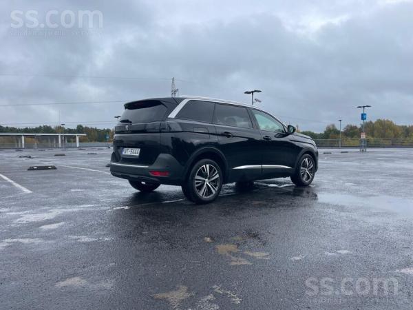 Black Peugeot 5008 2021 in Riga, with an engine capacity of 1.50 L and mileage of 79 thousand km for 19995 €, photo 3 on AUTOMOTO.COM.LV