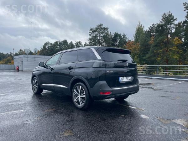 Black Peugeot 5008 2021 in Riga, with an engine capacity of 1.50 L and mileage of 79 thousand km for 19995 €, photo 4 on AUTOMOTO.COM.LV