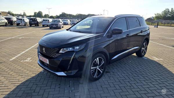 Melns Peugeot 5008 2021 Tauragė, ar dzinēja tilpumu 1.20 L un nobraukumu 158 tūkst. km par 15730 €, foto 1 vietnē AUTOMOTO.COM.LV