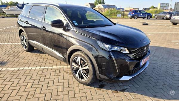 Melns Peugeot 5008 2021 Tauragė, ar dzinēja tilpumu 1.20 L un nobraukumu 158 tūkst. km par 15730 €, foto 3 vietnē AUTOMOTO.COM.LV