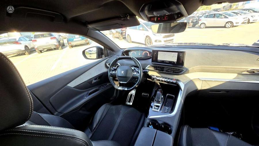 Melns Peugeot 5008 2021 Tauragė, ar dzinēja tilpumu 1.20 L un nobraukumu 158 tūkst. km par 15730 €, foto 14 vietnē AUTOMOTO.COM.LV
