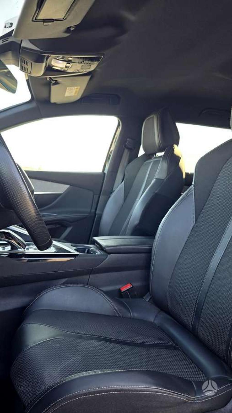 Melns Peugeot 5008 2021 Tauragė, ar dzinēja tilpumu 1.20 L un nobraukumu 158 tūkst. km par 15730 €, foto 16 vietnē AUTOMOTO.COM.LV