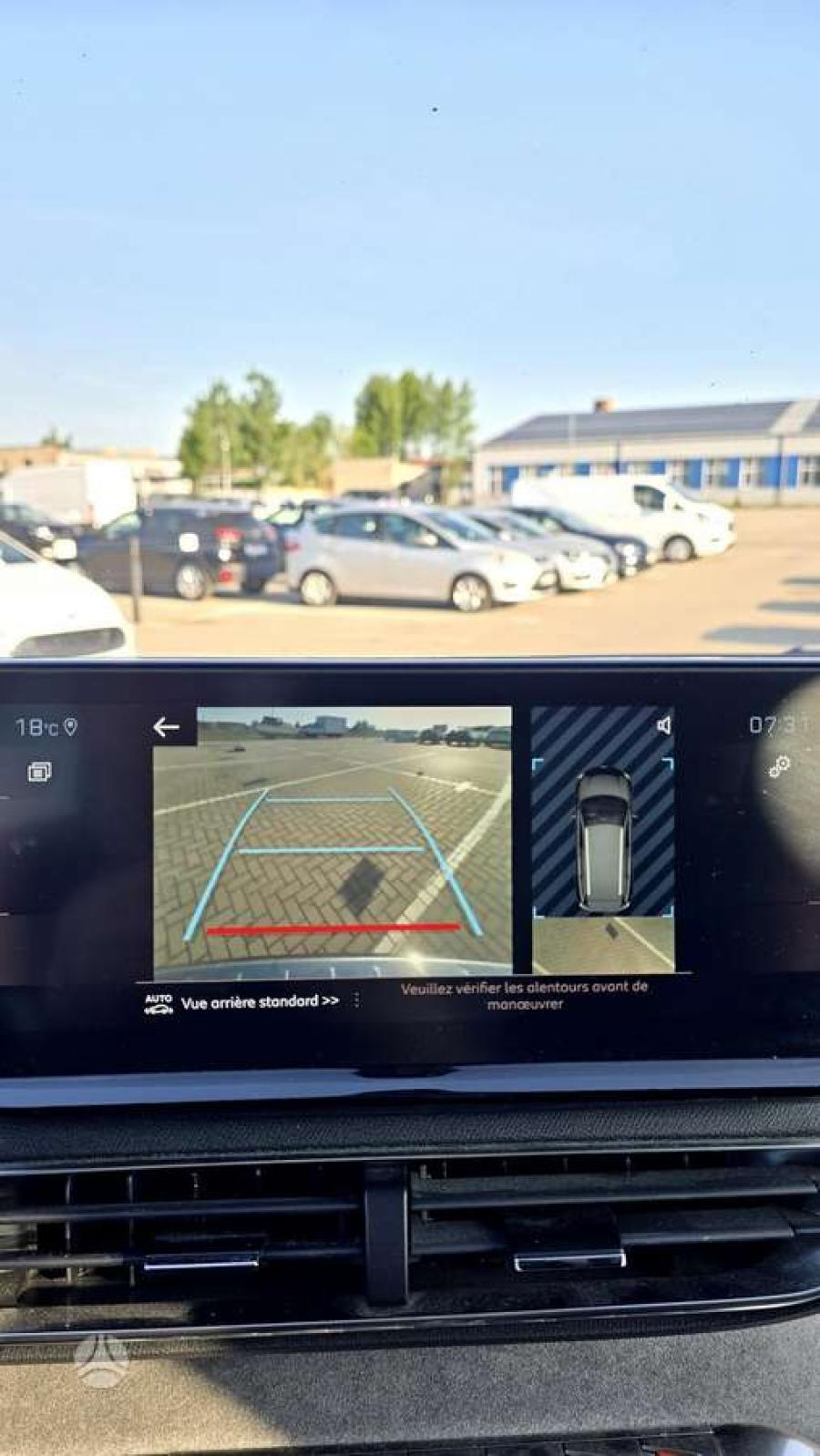 Melns Peugeot 5008 2021 Tauragė, ar dzinēja tilpumu 1.20 L un nobraukumu 158 tūkst. km par 15730 €, foto 18 vietnē AUTOMOTO.COM.LV