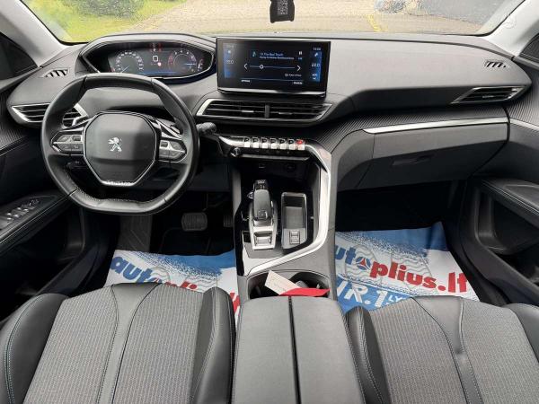 Melns Peugeot 5008 2021 Kauņa, ar dzinēja tilpumu 1.20 L un nobraukumu 151 tūkst. km par 15300 €, foto 2 vietnē AUTOMOTO.COM.LV