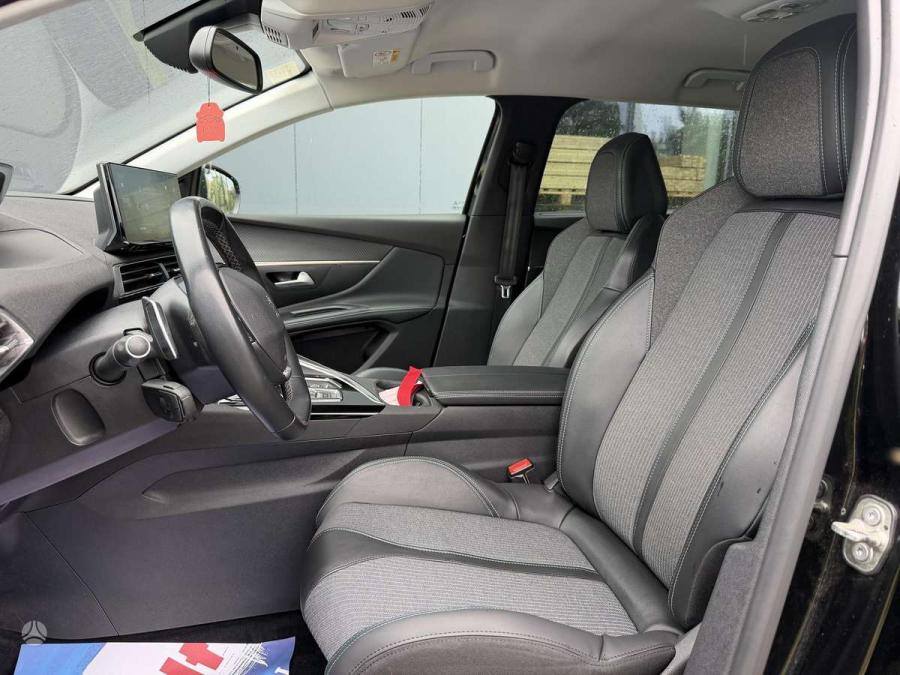 Black Peugeot 5008 2021 in Kaunas, with an engine capacity of 1.20 L and mileage of 151 thousand km for 15300 €, photo 14 on AUTOMOTO.COM.LV