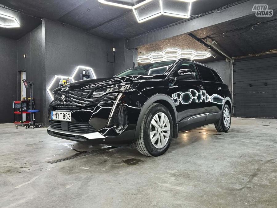 Black Peugeot 5008 2021 in Mazeikiai, with an engine capacity of 1.50 L and mileage of 87 thousand km for 19300 €, photo 1 on AUTOMOTO.COM.LV