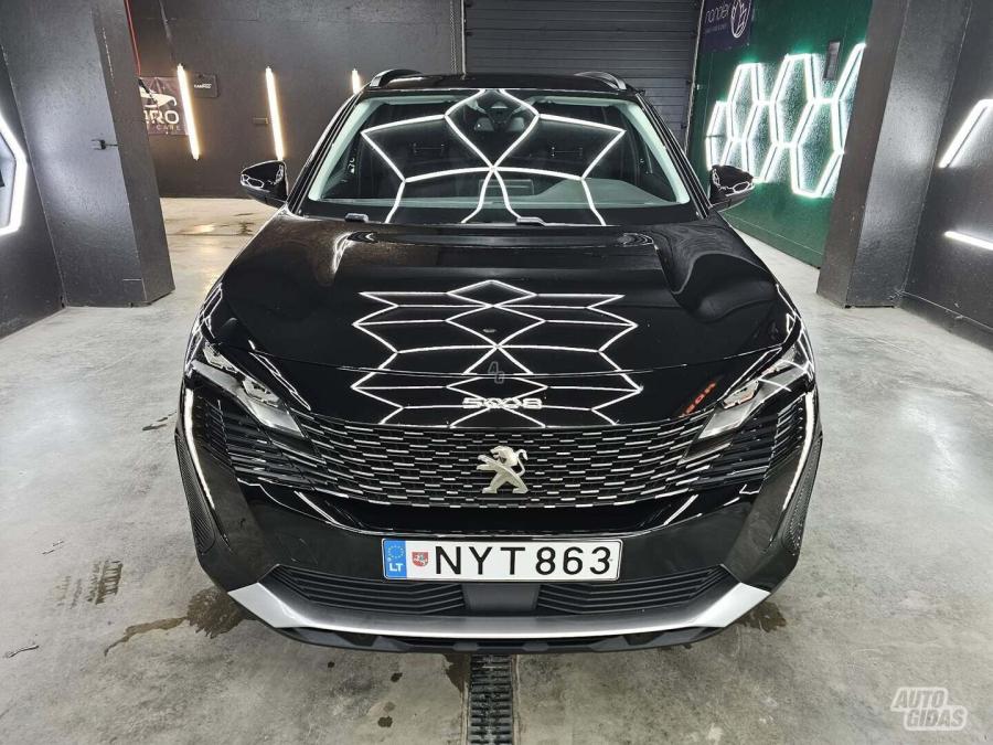 Black Peugeot 5008 2021 in Mazeikiai, with an engine capacity of 1.50 L and mileage of 87 thousand km for 19300 €, photo 7 on AUTOMOTO.COM.LV