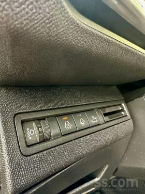 Black Peugeot 5008 2021 in Riga, with an engine capacity of 1.50 L and mileage of 85 thousand km for 18990 €, photo 12 on AUTOMOTO.COM.LV