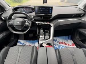Black Peugeot 5008 2021 in Kaunas, with an engine capacity of 1.20 L and mileage of 151 thousand km for 15300 €, photo 3 on AUTOMOTO.COM.LV