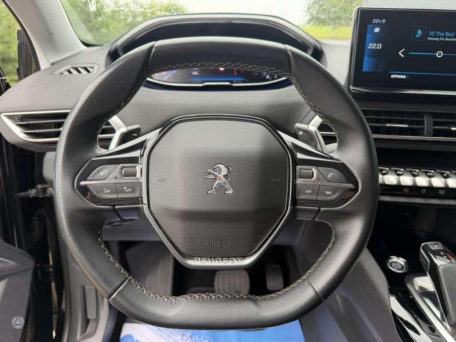 Black Peugeot 5008 2021 in Kaunas, with an engine capacity of 1.20 L and mileage of 151 thousand km for 15300 €, photo 20 on AUTOMOTO.COM.LV