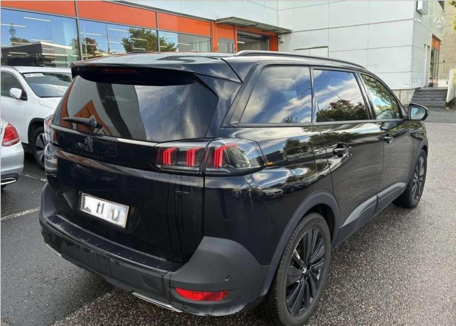Melns Peugeot 5008 2021 Kauņa, ar dzinēja tilpumu 2.00 L un nobraukumu 184 tūkst. km par 19499 €, foto 3 vietnē AUTOMOTO.COM.LV
