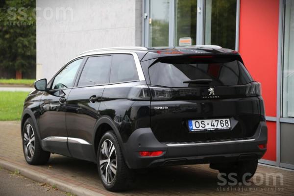 Black Peugeot 5008 2021 in Riga, with an engine capacity of 1.50 L and mileage of 97 thousand km for 18995 €, photo 6 on AUTOMOTO.COM.LV
