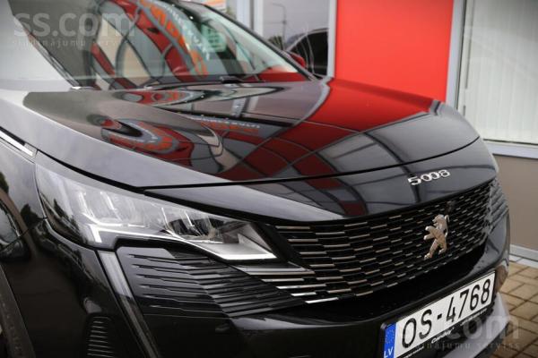 Black Peugeot 5008 2021 in Riga, with an engine capacity of 1.50 L and mileage of 97 thousand km for 18995 €, photo 9 on AUTOMOTO.COM.LV