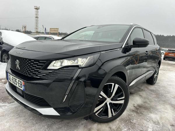 Melns Peugeot 5008 2022 Viļņa, ar dzinēja tilpumu 1.50 L un nobraukumu 170 tūkst. km par 19359 €, foto 1 vietnē AUTOMOTO.COM.LV